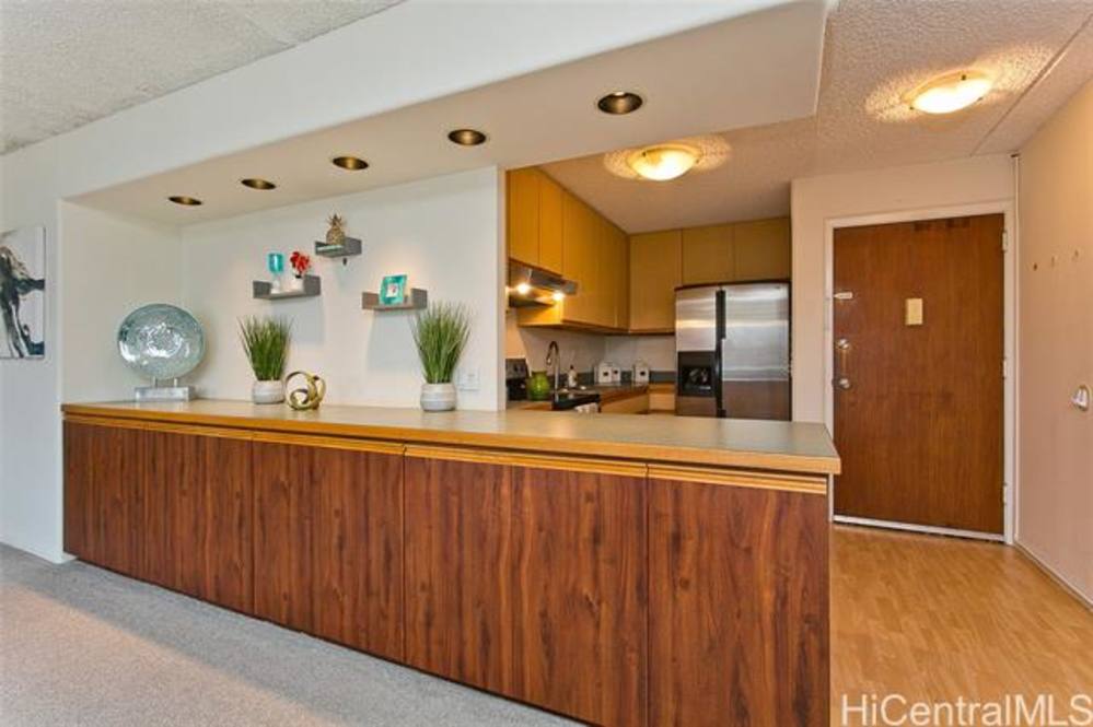 710 Lunalilo Street #402 Honolulu, HI 96813 MLS #202206844