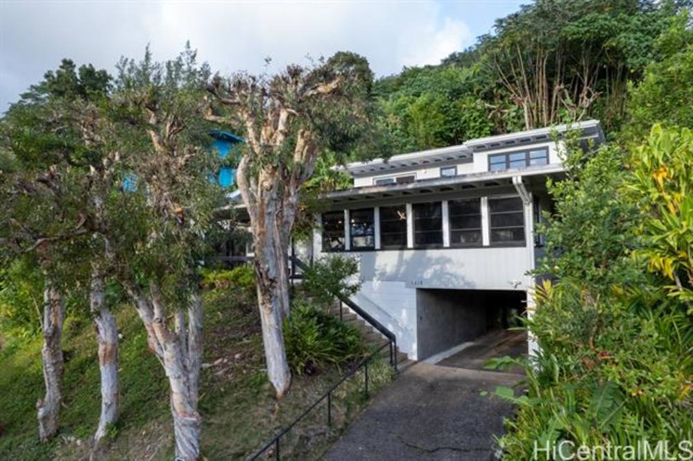 3618 Woodlawn Terrace Place Honolulu, HI 96822 MLS #202418956