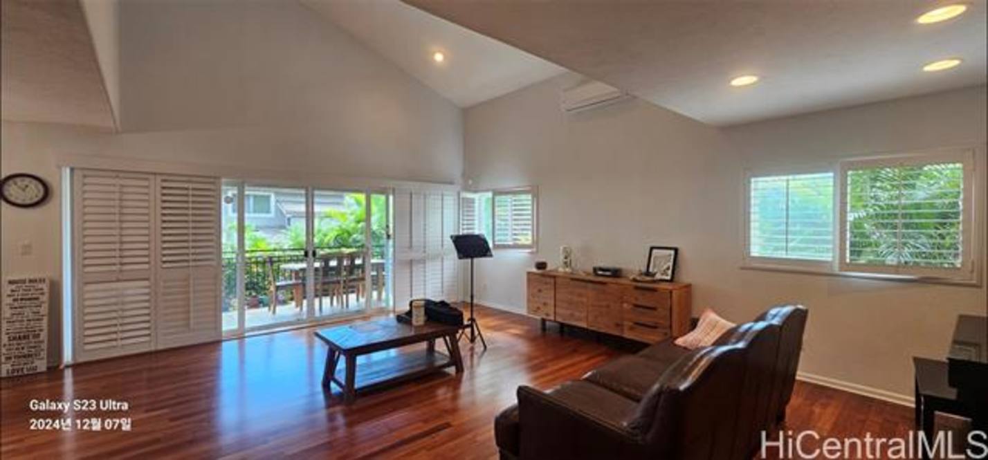 1911 MAKIKI Streets Honolulu, HI 96822 MLS #202427892