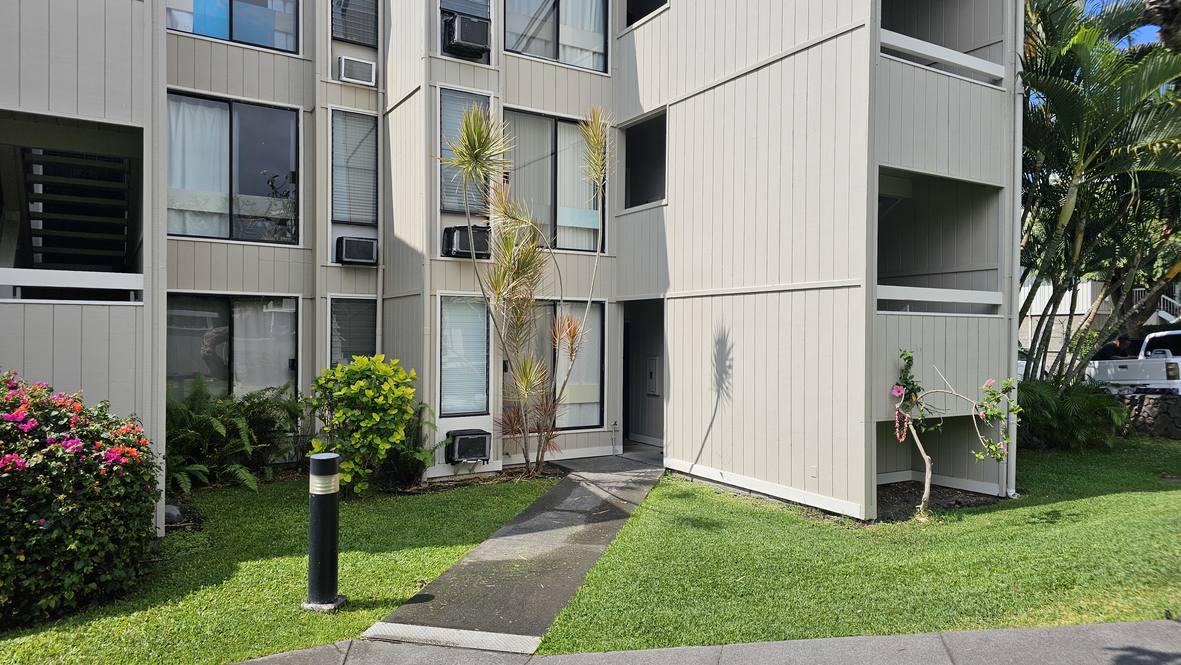 4335 Kaikoo Place Honolulu, HI 96816 MLS #202302993